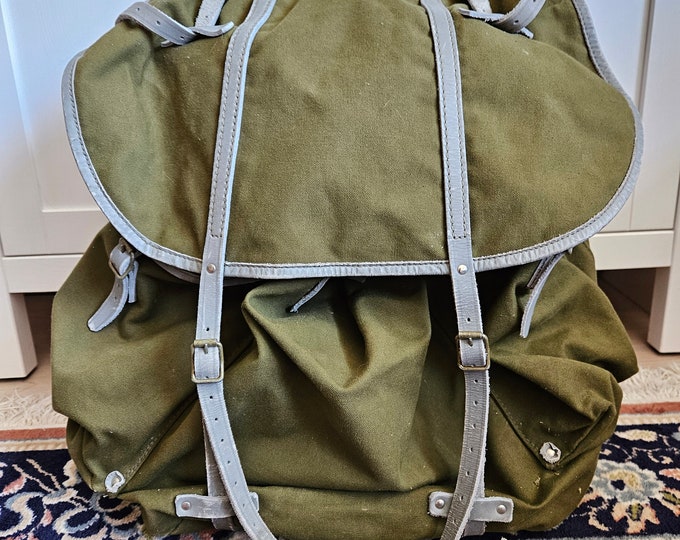 Solid Norwegian Vintage Military Rucksack/1976/camping - Etsy