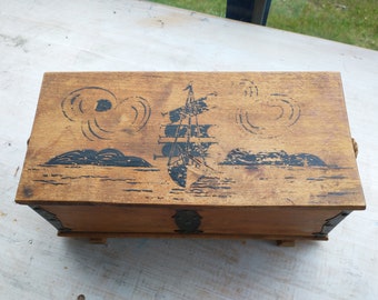 Ditty Box - Etsy