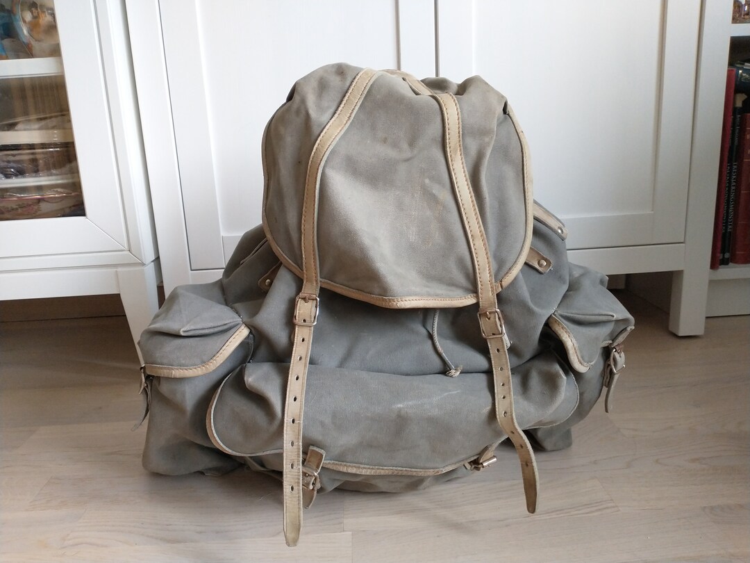 Solid Scandinavian Hiking Rucksack / Vintage Gift for Him - Etsy