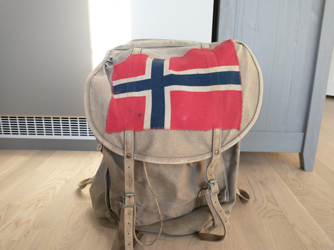 Well-used Norwegian Rucksack / Norwegian Flag / Hiking / Vintage ...