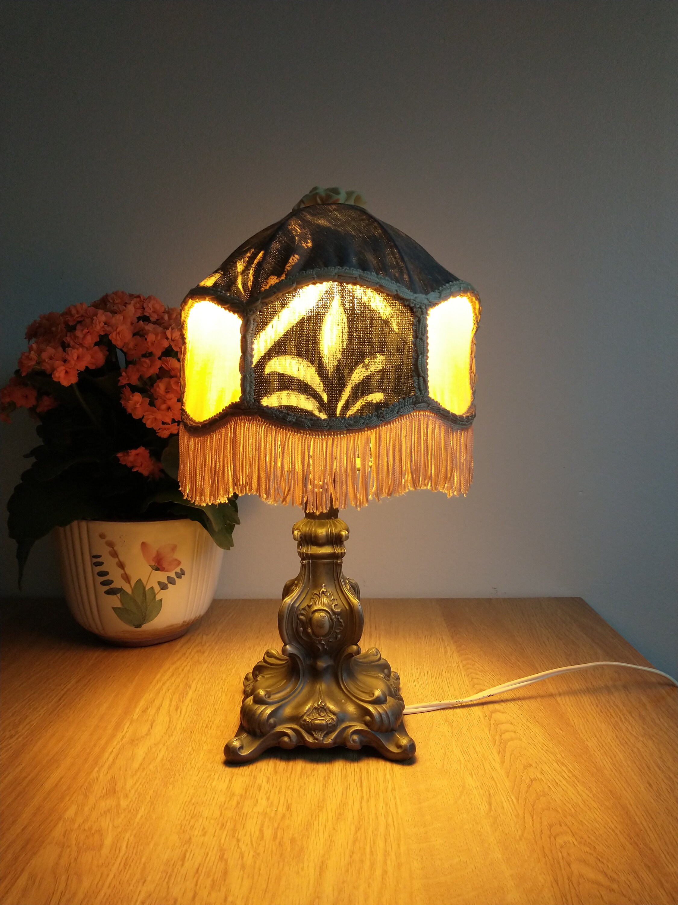 Small Victorian Table Lamps