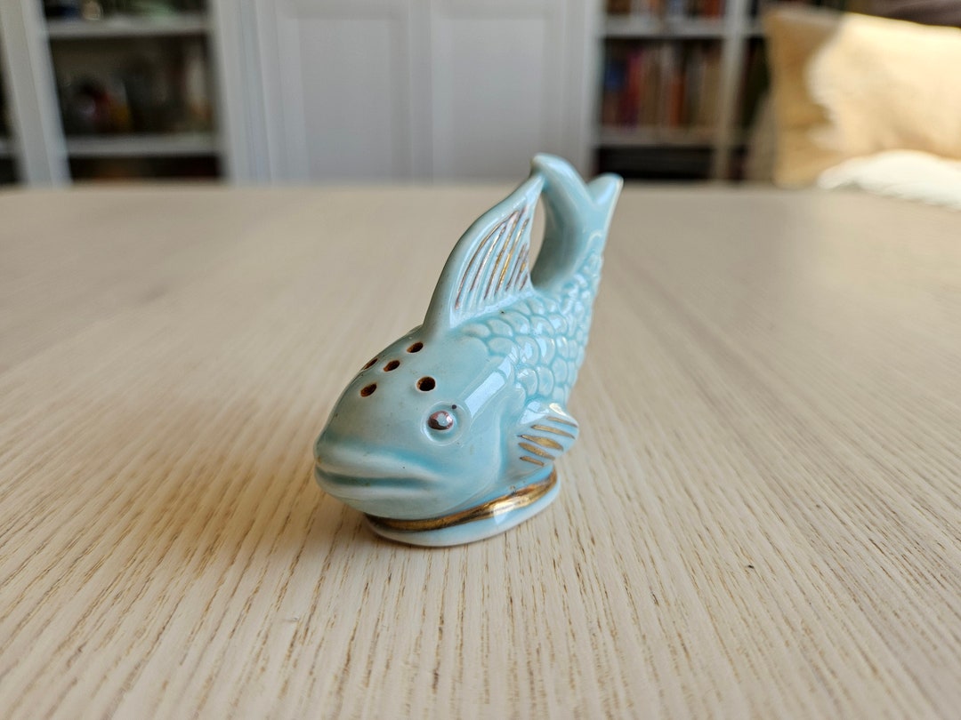 Antique Ceramic Blue Fish Pepper Shaker/salt Shaker/kitchen Table - Etsy