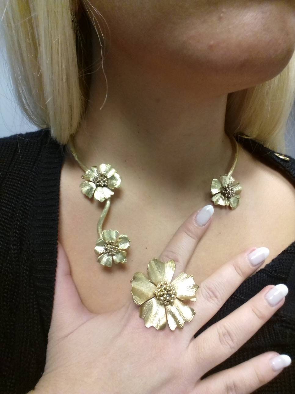 Flower Choker Necklace gold-plated Gold Daisy NecklaceRose | Etsy