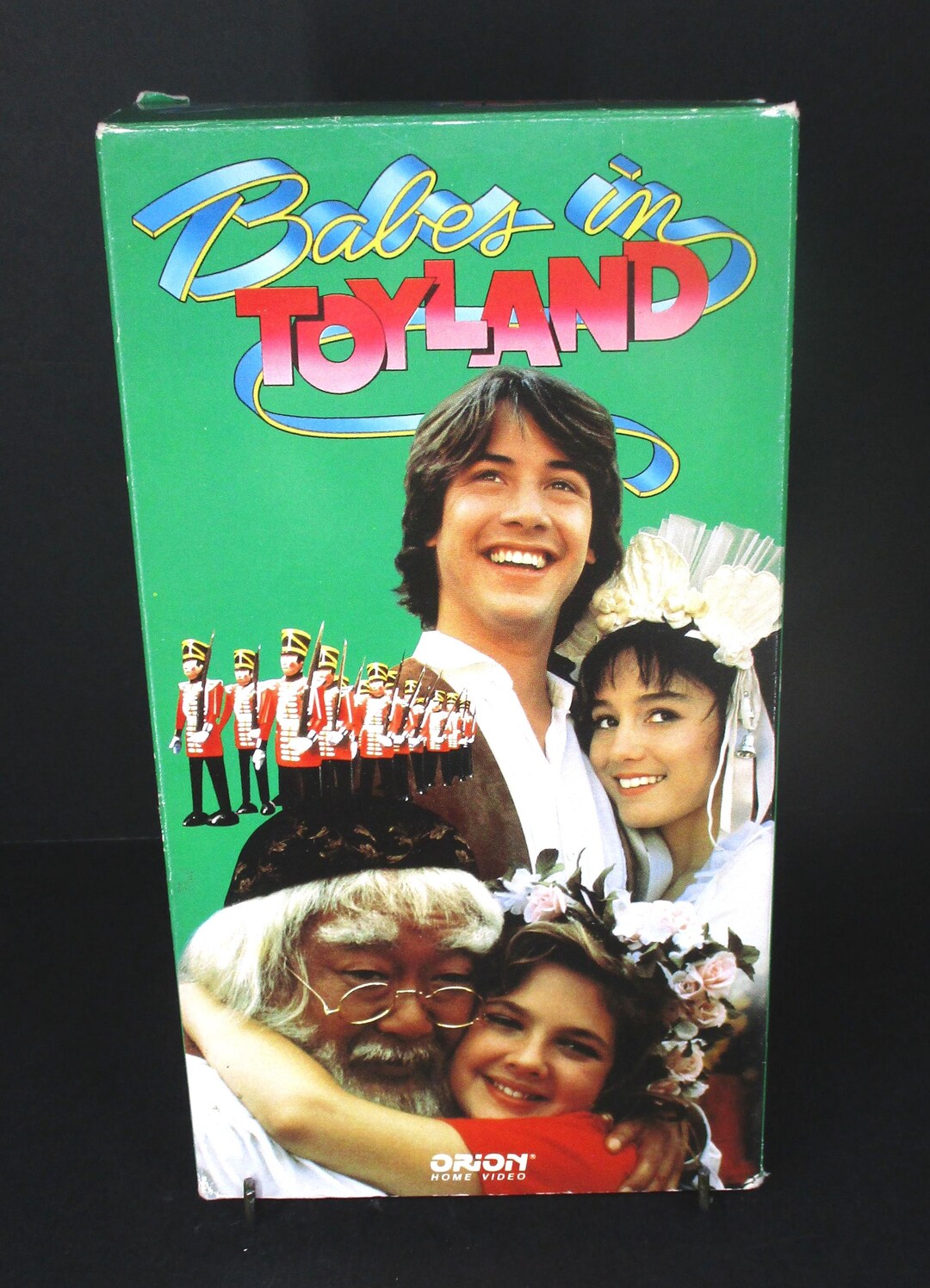 Babes in Toyland VHS 1986 Keanu Reeves, Drew Barrymore Christmas - Etsy