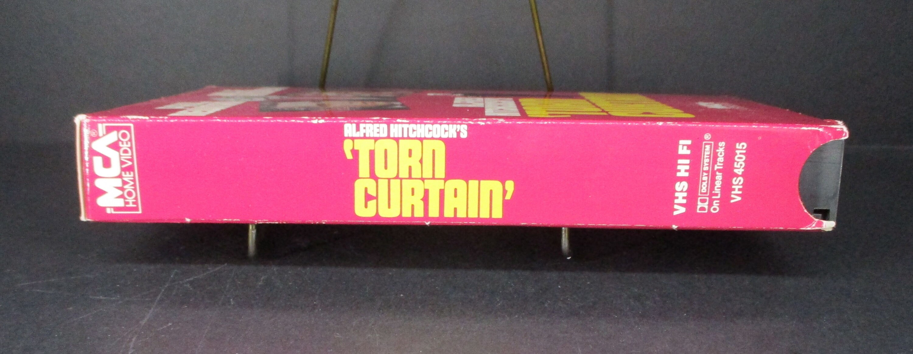 Alfred Hitchcock's Torn Curtain (VHS, 1986) Paul Newman, Julie Andrews ...
