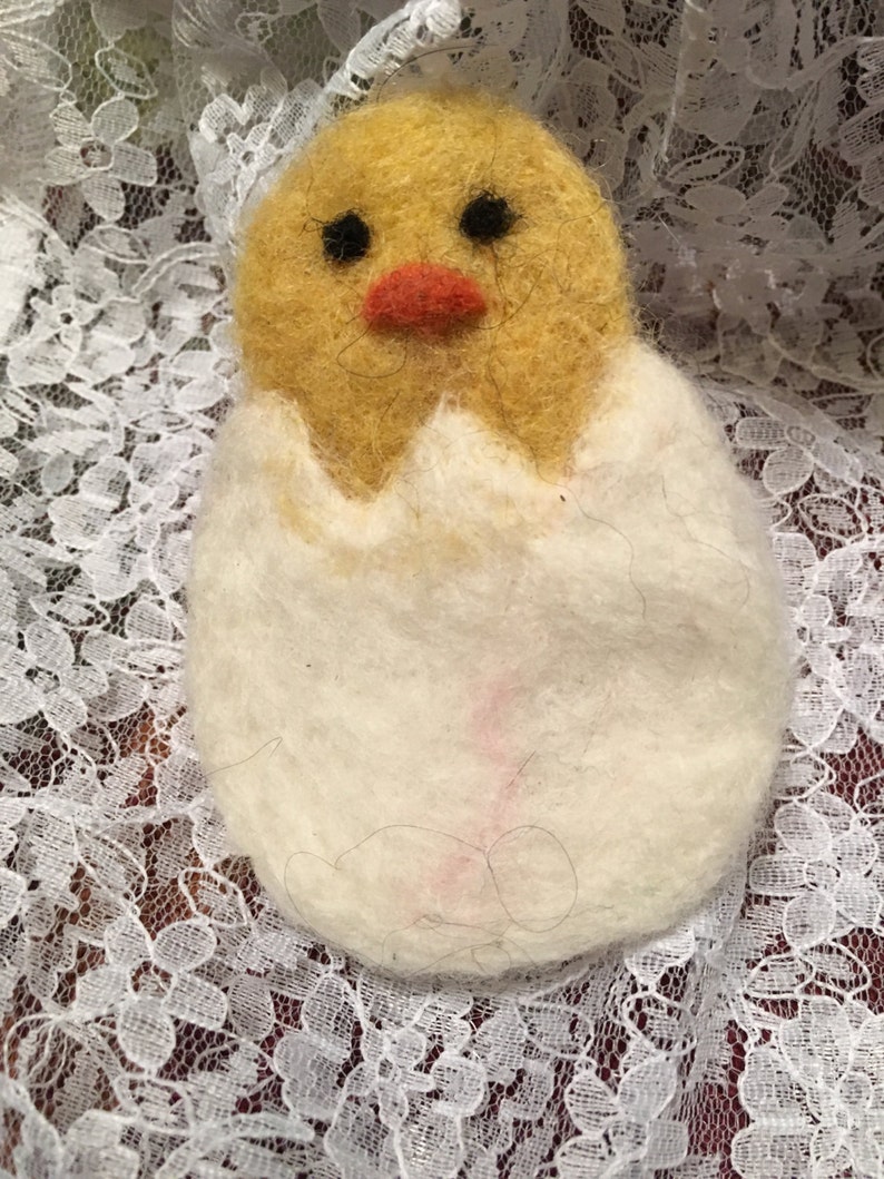 Easter Pin, Easter Brooch, Baby Chick Lapel Pin, Spring Brooch, Spring ...