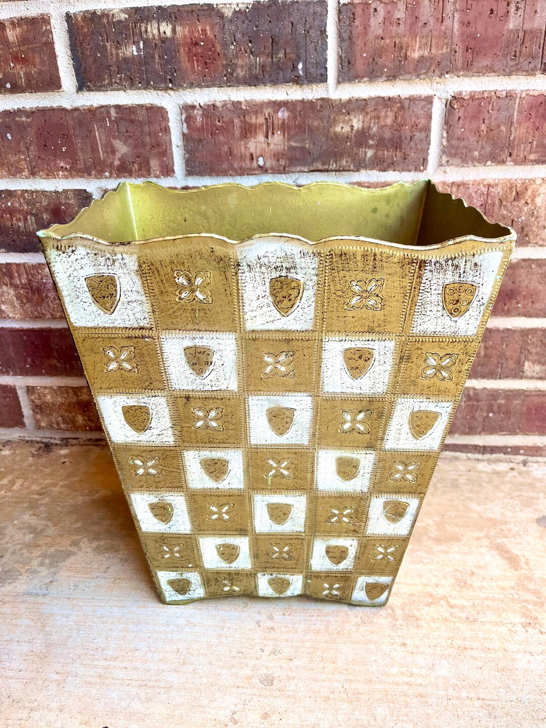 Vintage Italian Florentine Wastebasket Trash Can Gilt Gold Tole ...