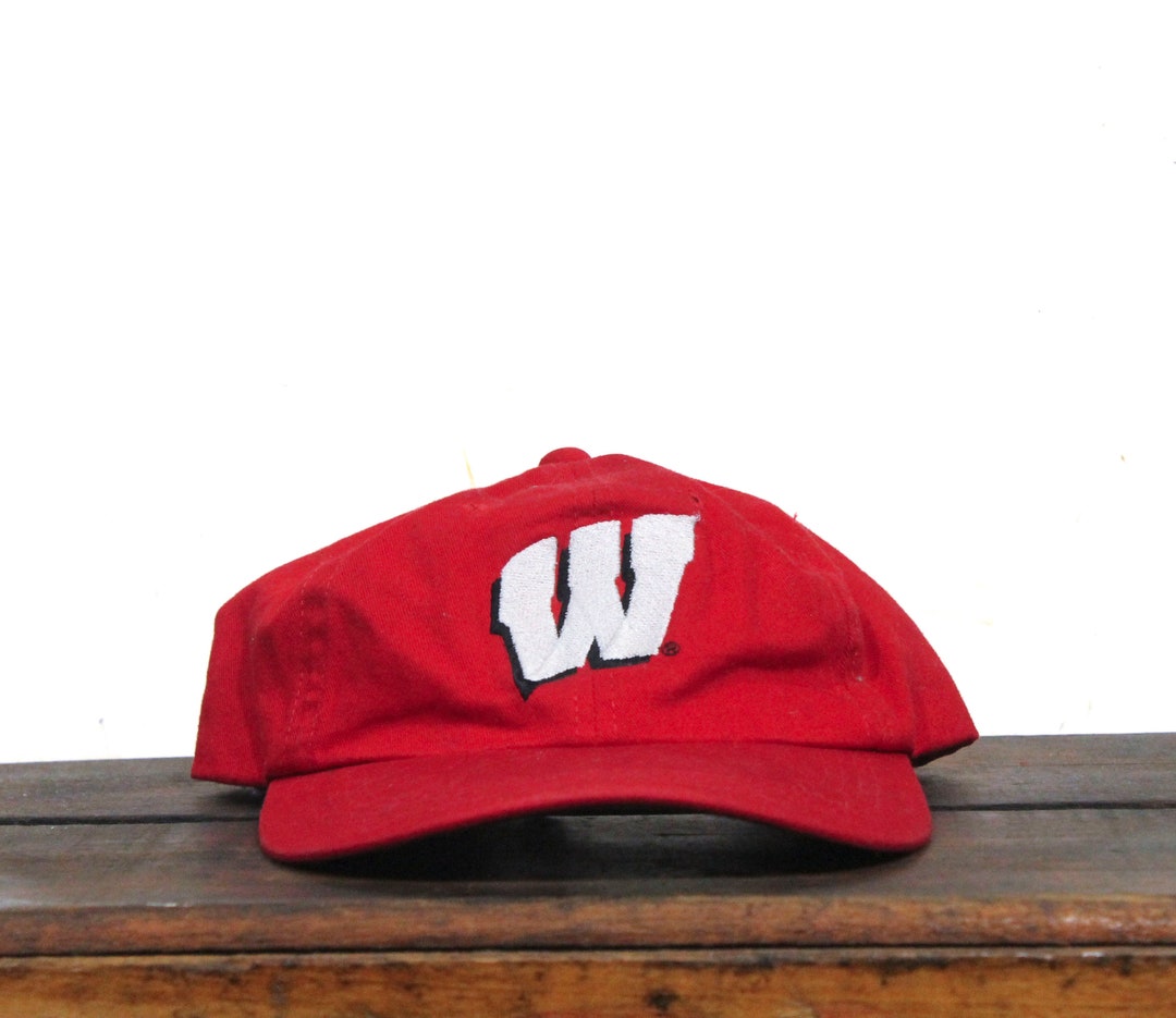 Vintage 90s University of Wisconsin Badgers NCAA College Football ...