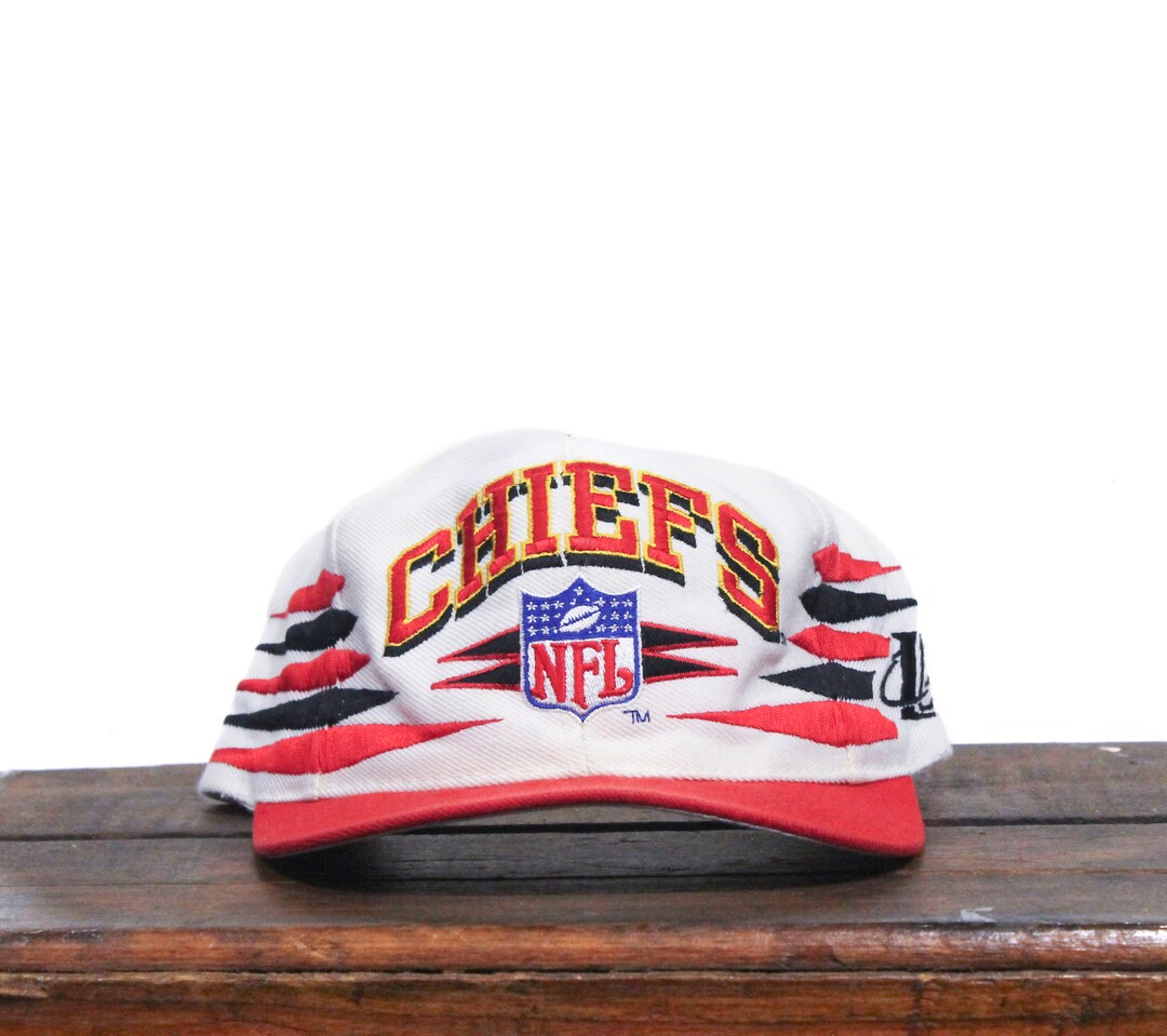 Vintage 90s Kansas City KC Chiefs Logo Athletic Spike Diamond Football ...