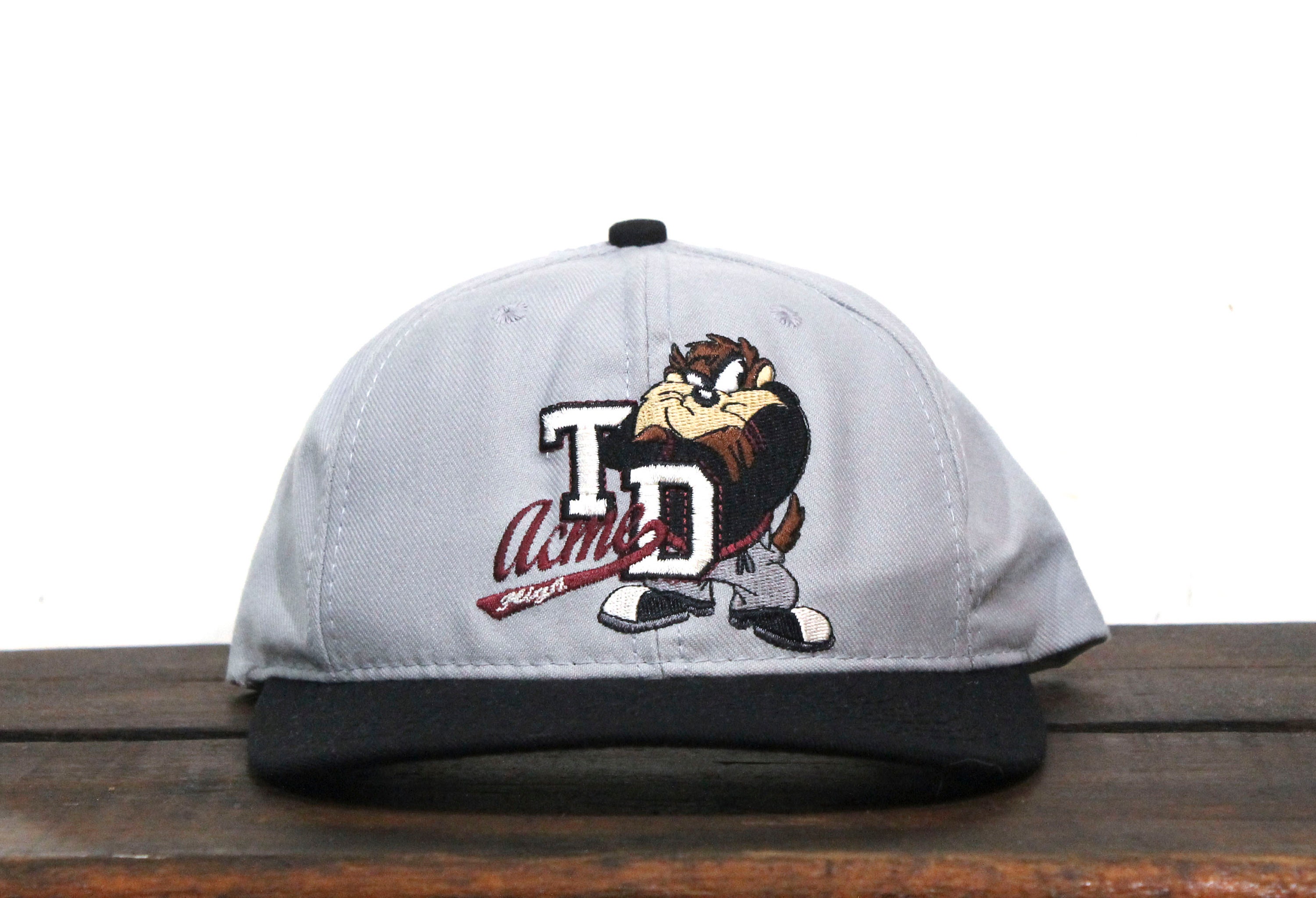 Vintage 90s TD Cool Taz Tasmanian Devil Varsity Jacket Acme - Etsy México