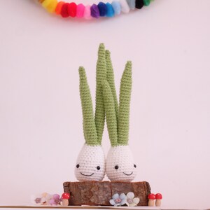 Crochet PATTERN Amigurumi Spring Onion | Etsy
