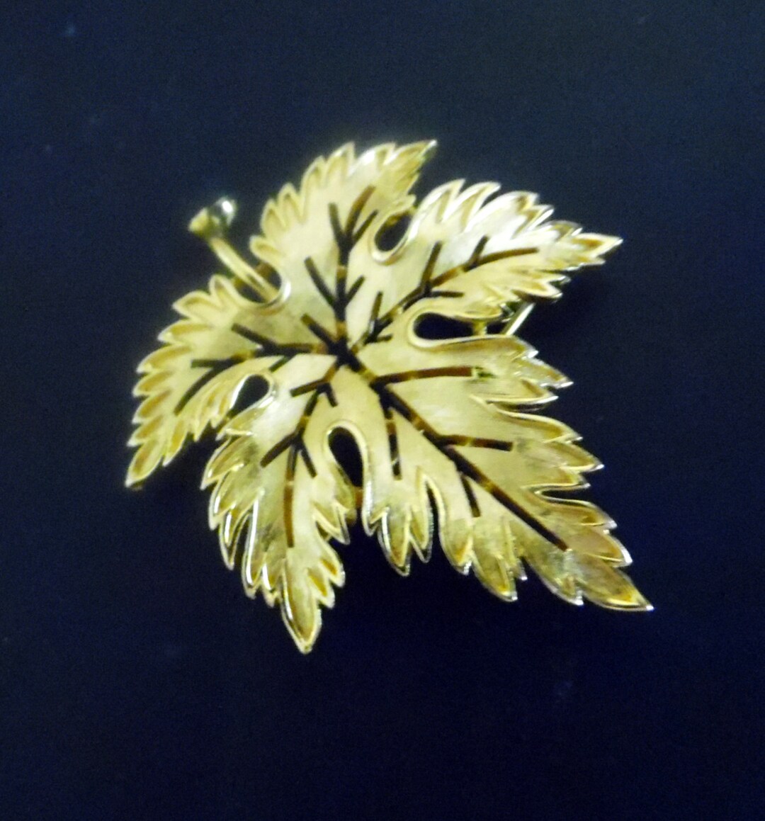 Nice for Fall. A Gold Tone Autumn Leaf Brooch, With Intricate Cut Outs ...