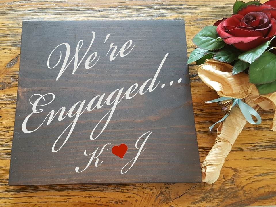 Personalized We're Engaged Sign Engagement Wood Signs - Etsy Denmark