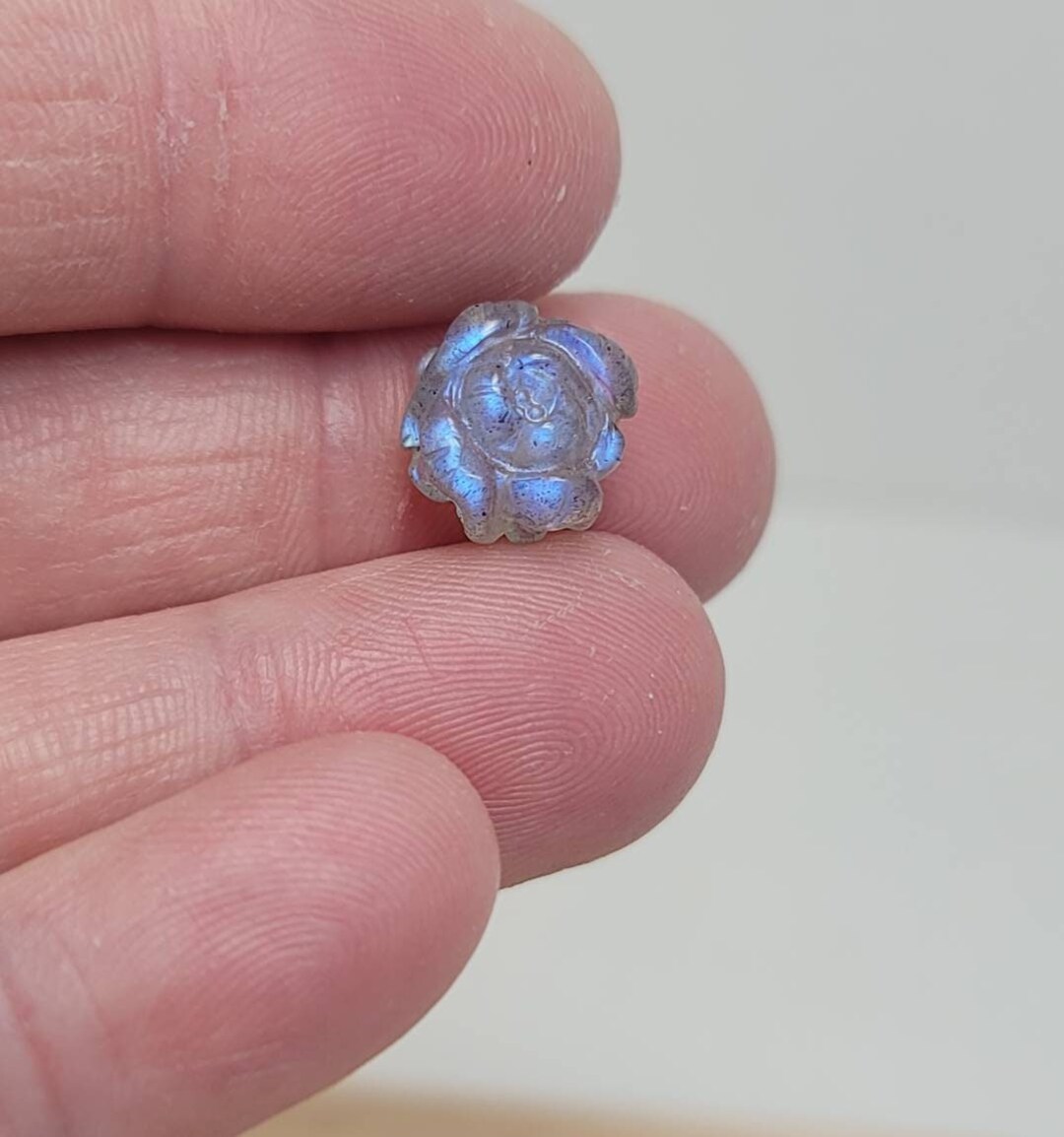 Small Hand Carved Labradorite Flower Cabochon ,labradorite Gemstone ...