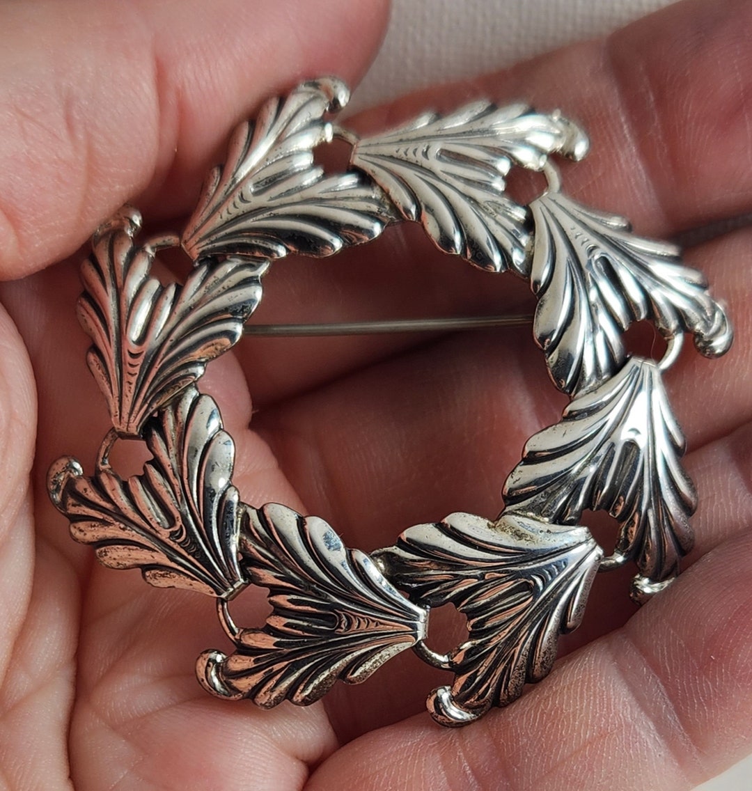 Vintage, Mid-century Danecraft Sterling Silver Leaves Wreath Brooch Pin ...