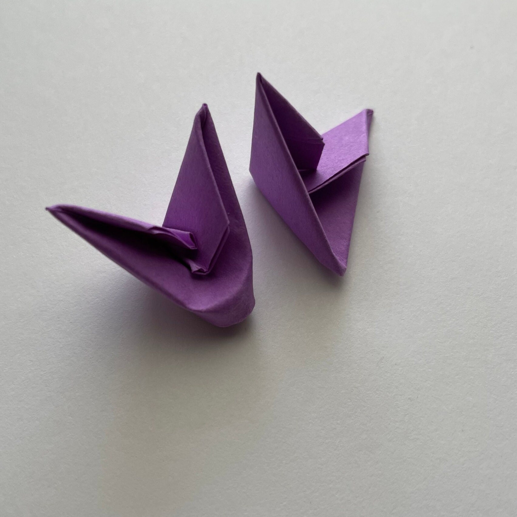 3D Origami Triangle Pieces 1/32 Bright Colors Made to Order - Etsy