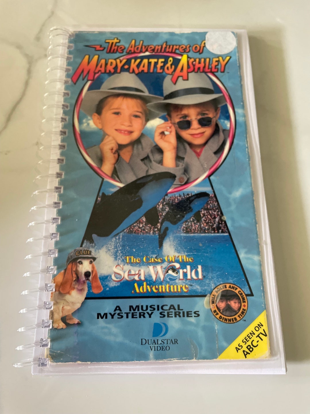 Mary Kate and Ashley Olsen the Case of the Sea World Adventure Mystery ...