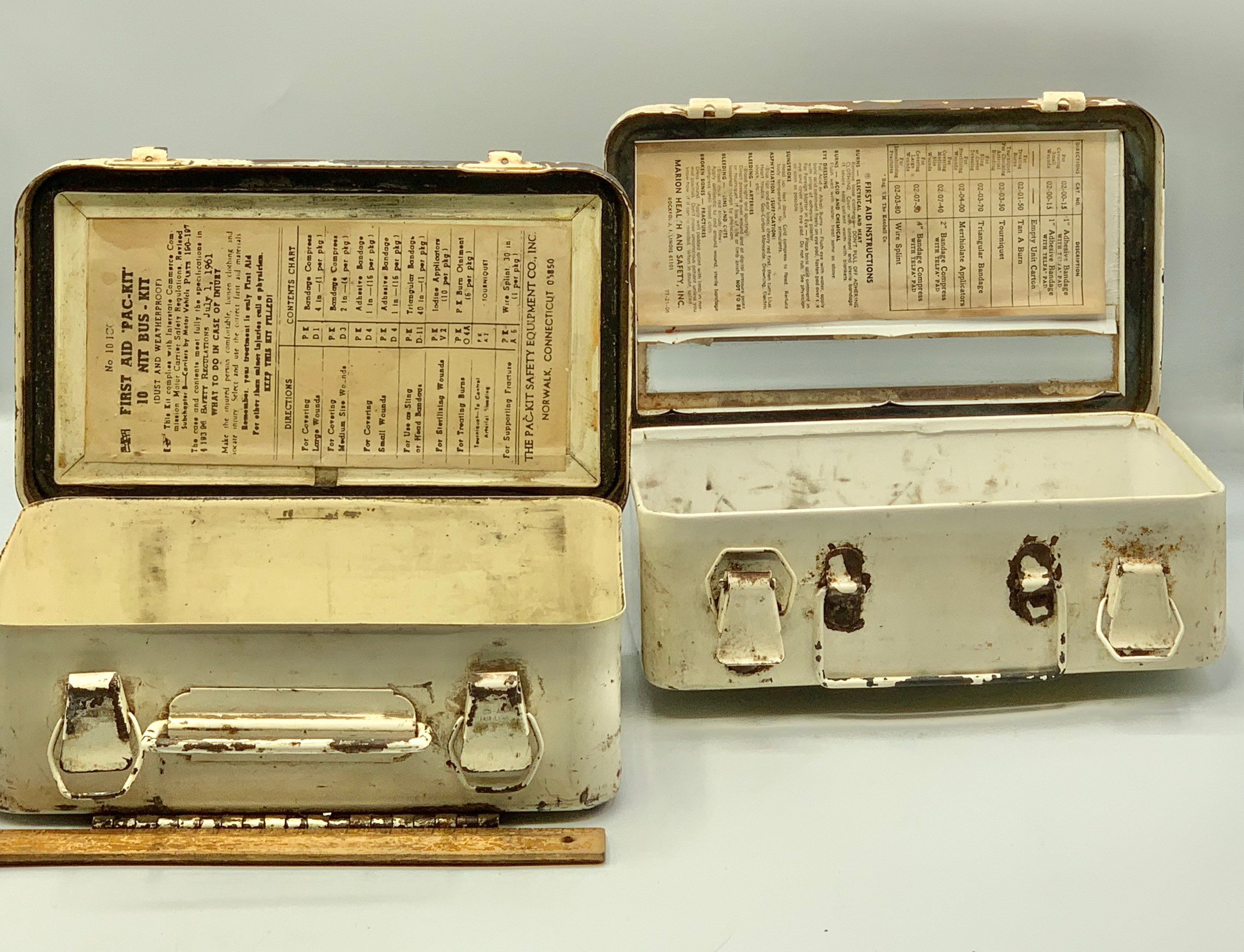 Vintage First Aid Kit complete pre-1950s first aid kit metal - Etsy Polska