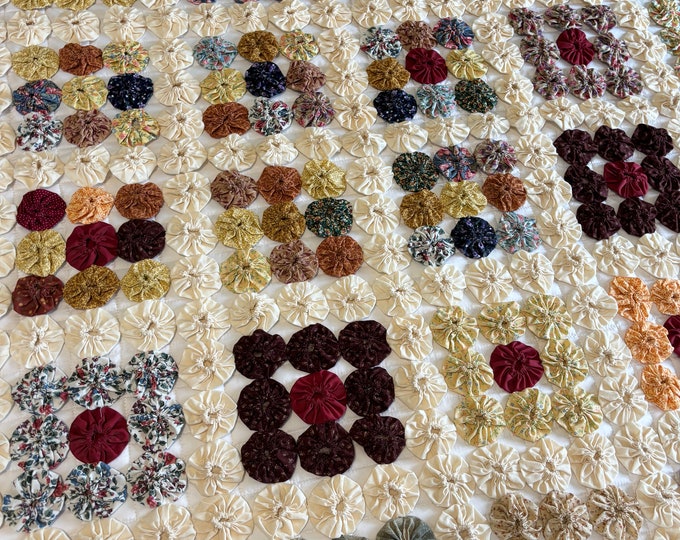 Quilt Vintage Yoyo Quilt Hand Stitched - Etsy