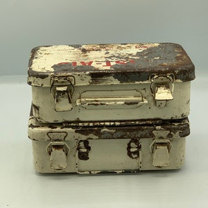 Vintage First Aid Kit, Complete Pre-1950s First Aid Kit, Metal Box ...