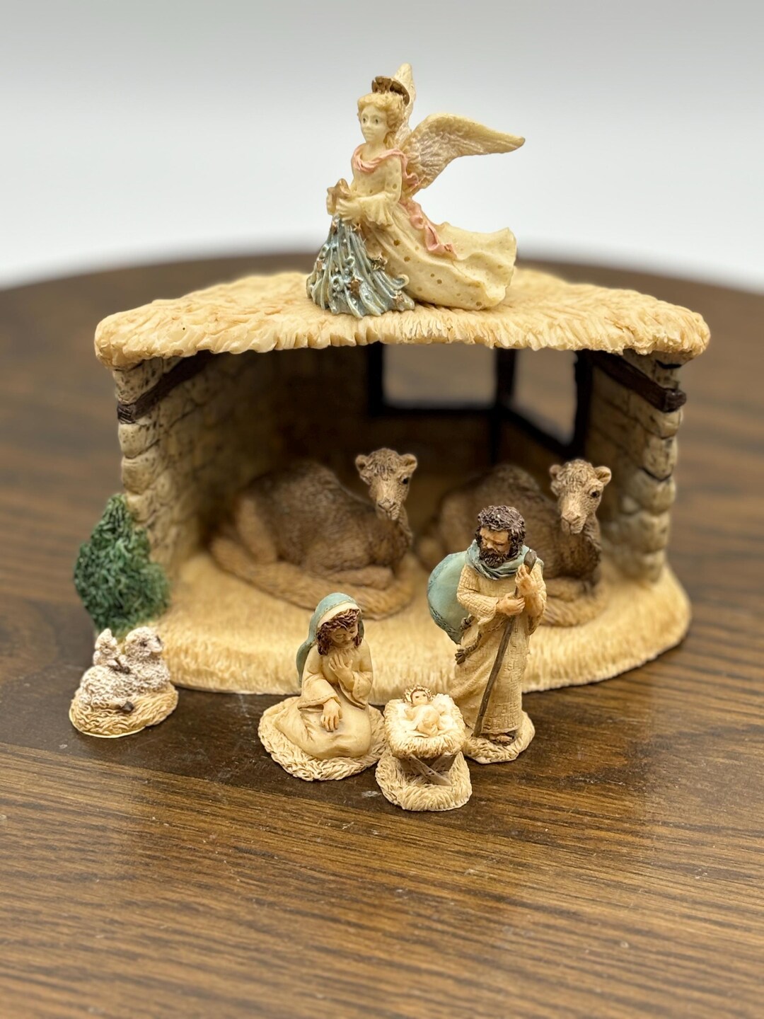 Stone Nativity Small Creche With Seven Figurines Christmas Decor ...