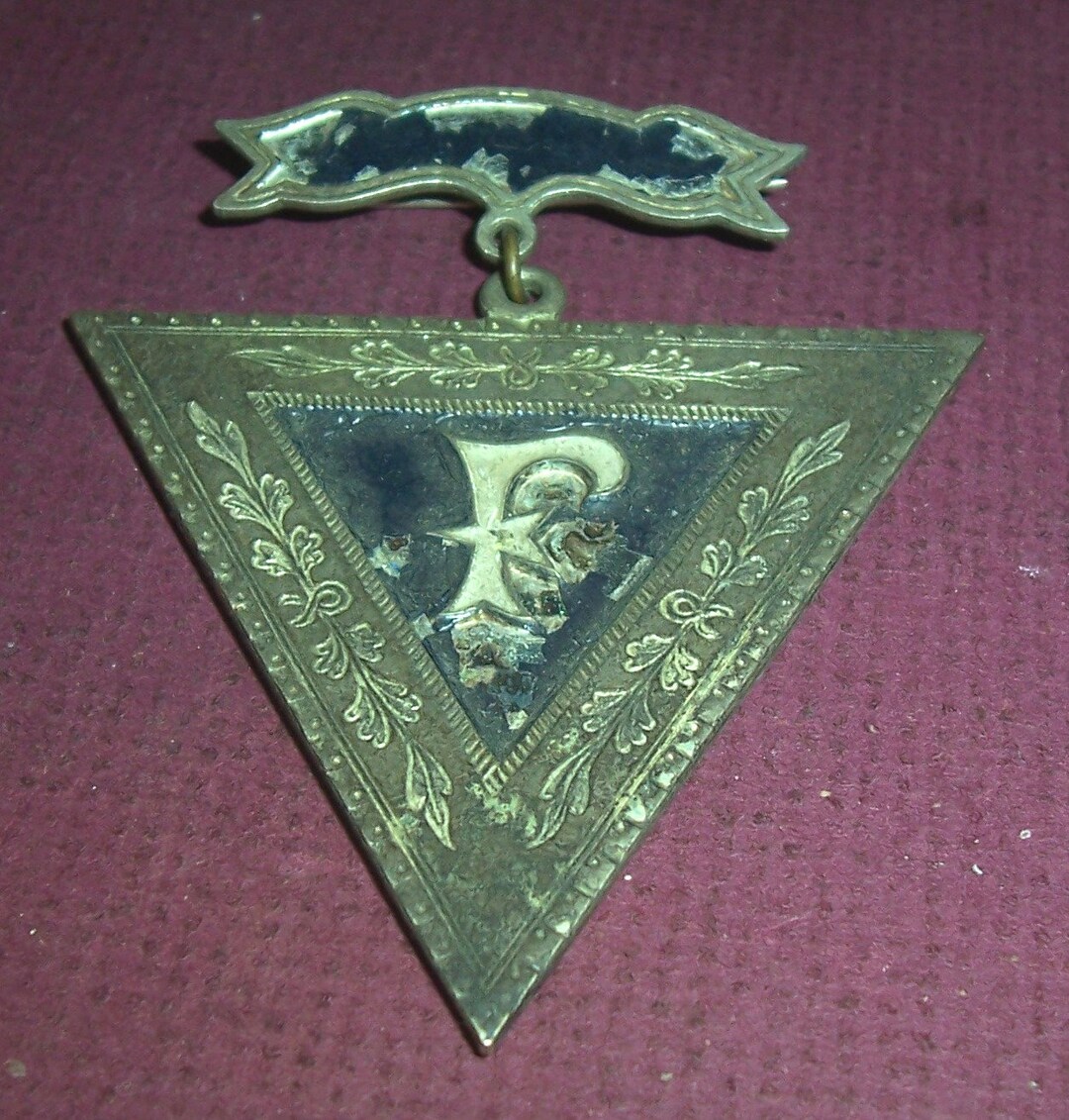 Vintage Large Knights of Pythias Pin - Etsy