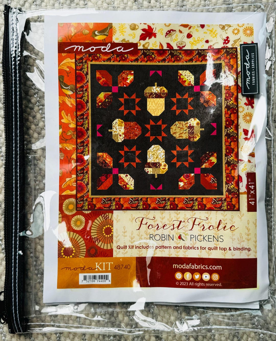 Forest Frolic - Acorn Quartet - Robin Pickens - Moda - Quilt Kit - KIT48740 - Etsy