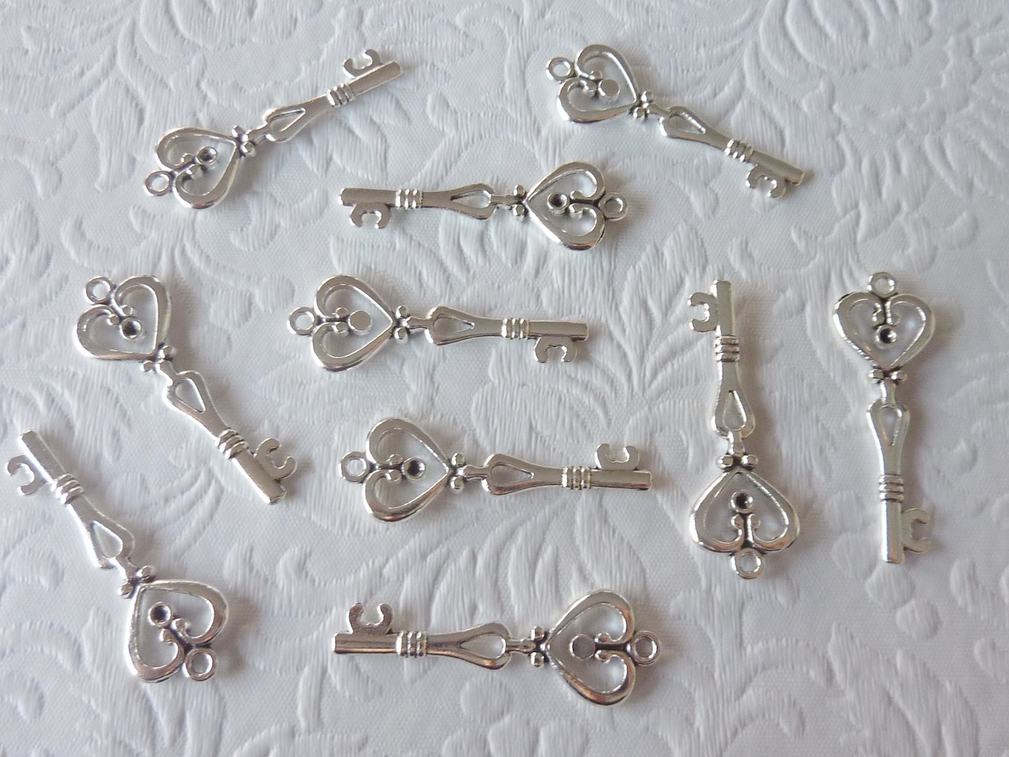 Skeleton Key Heart Designs