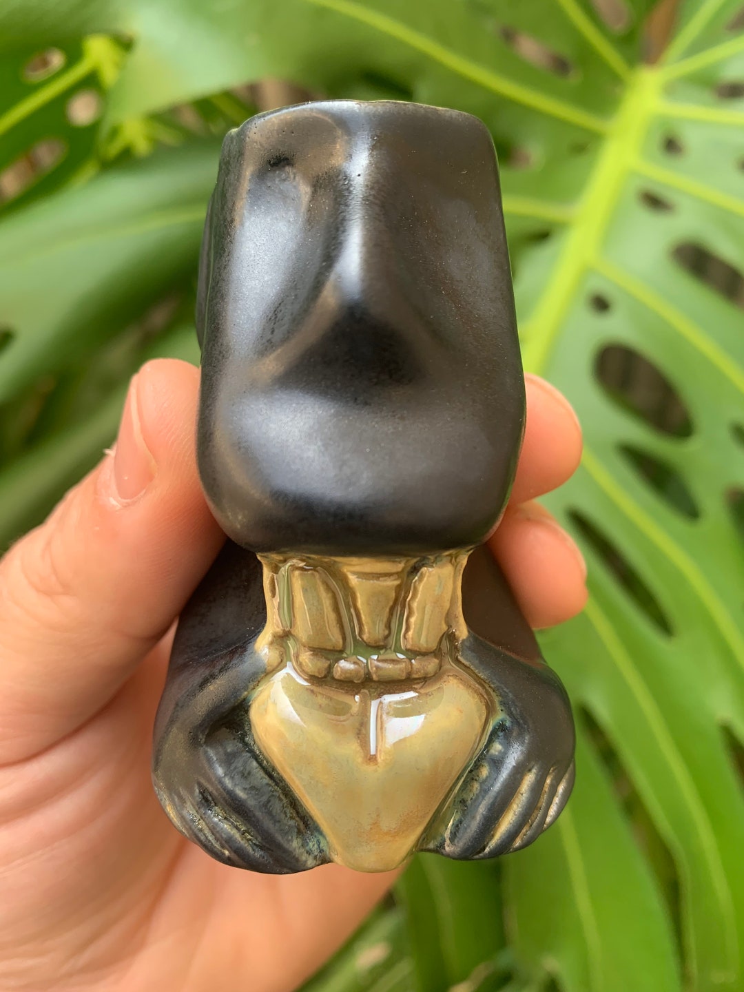 Claddagh Moai Shot 2E #5 - Etsy