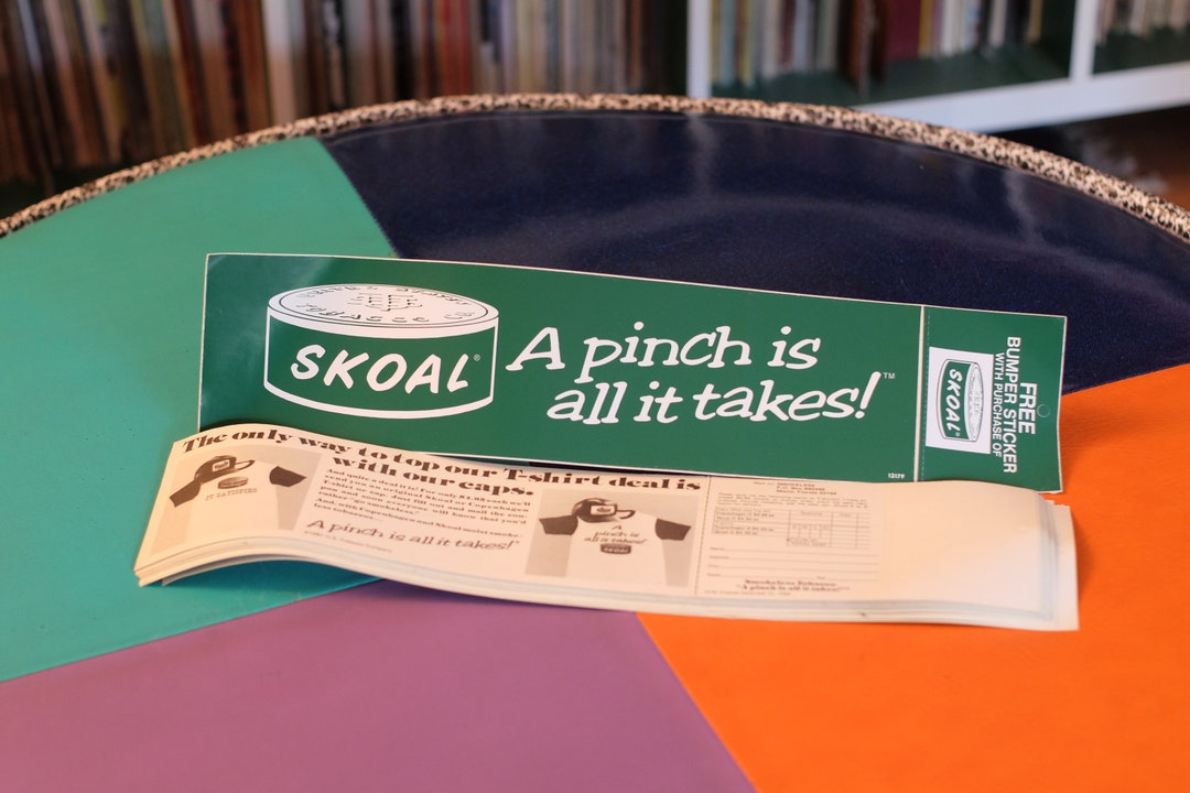 Vintage Deadstock 1981 15" Skoal Green Bumper Sticker // A Pinch is All ...