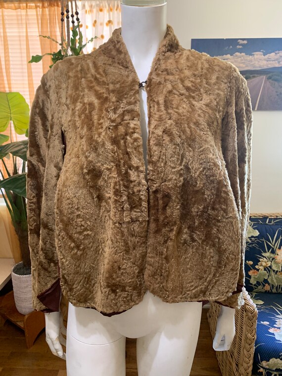 1940s 50s vintage Larchmont Furriers FUR CAPELET cape… - Gem