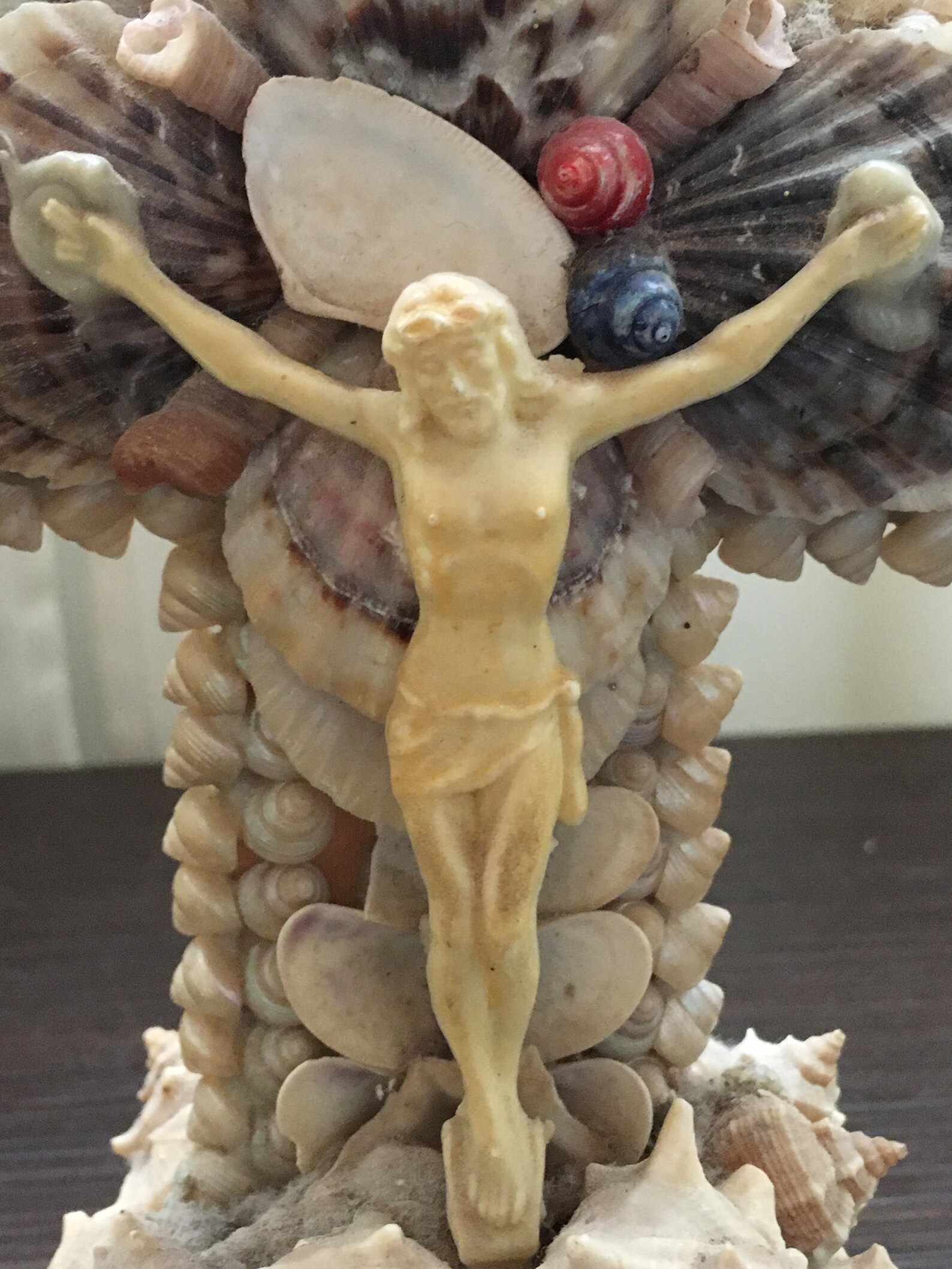 Handmade Vintage Italian Jesus Christ Seashell Art Crucifix | Etsy