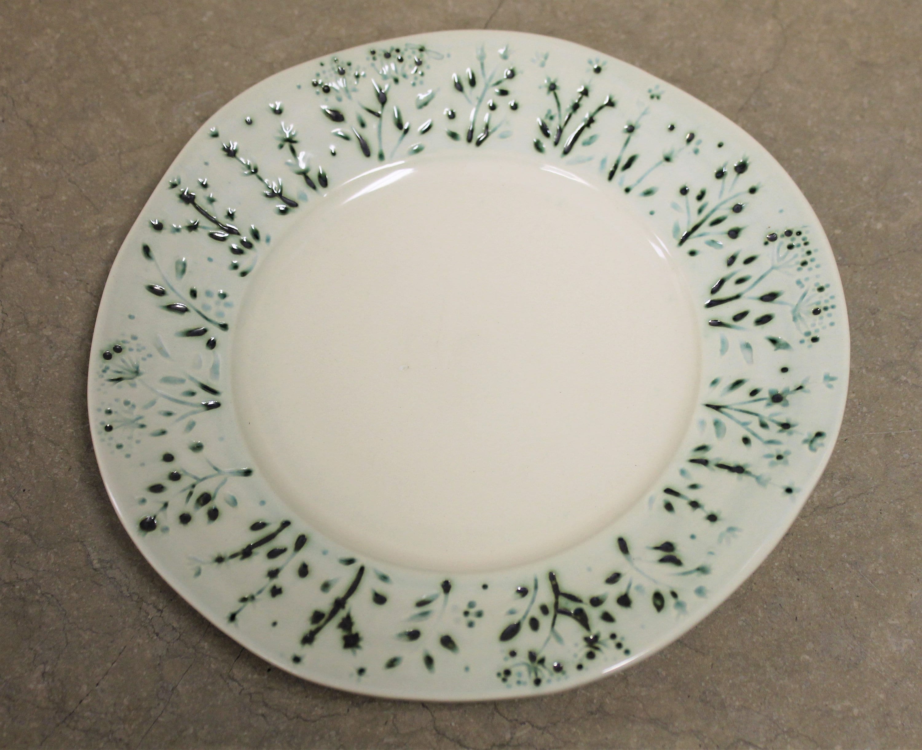 Dessert Plates Set of 4 in Rosemary / Portuguese Dinnerware / Stoneware ...
