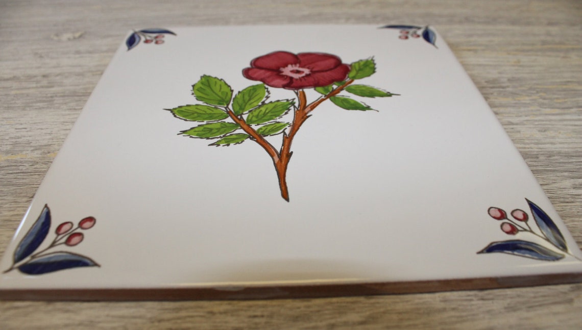 Red Flower Terracotta Tile / Decorative Kitchen or Bathroom Accent ...