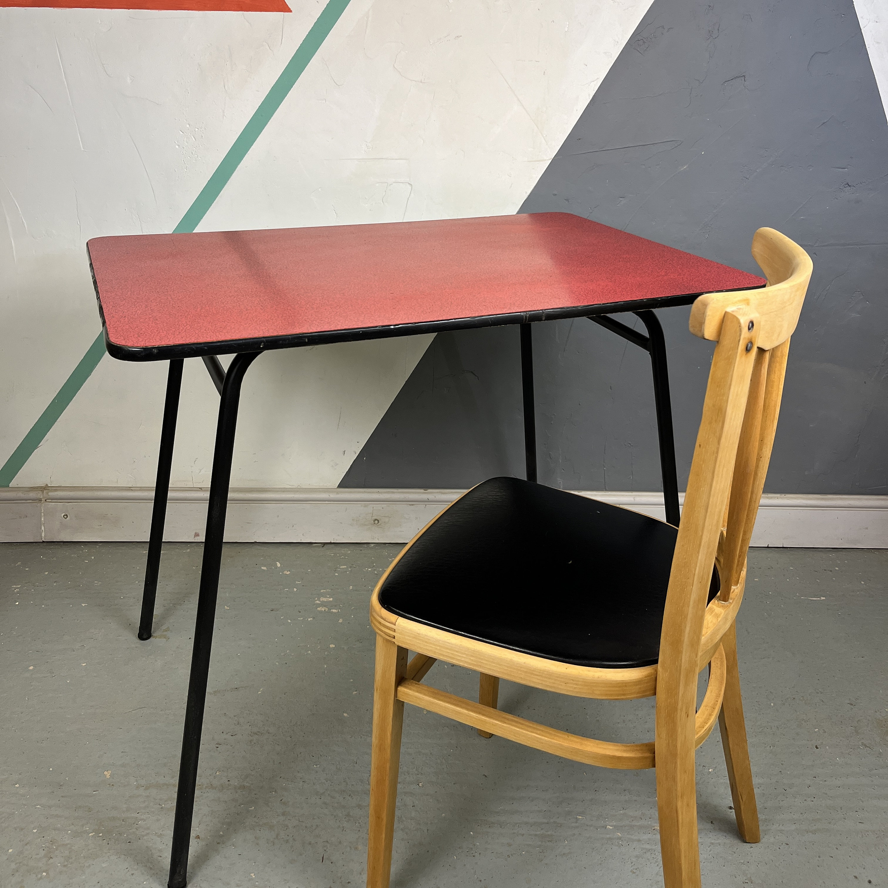 Red formica kitchen table store