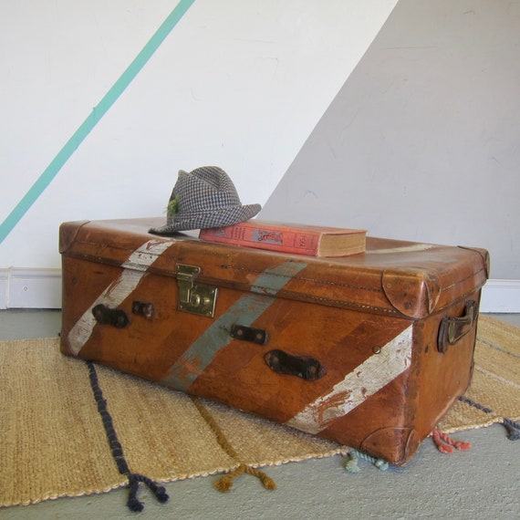 Vintage Tan Leather Suitcase Old Storage Chest Coffee… - Gem