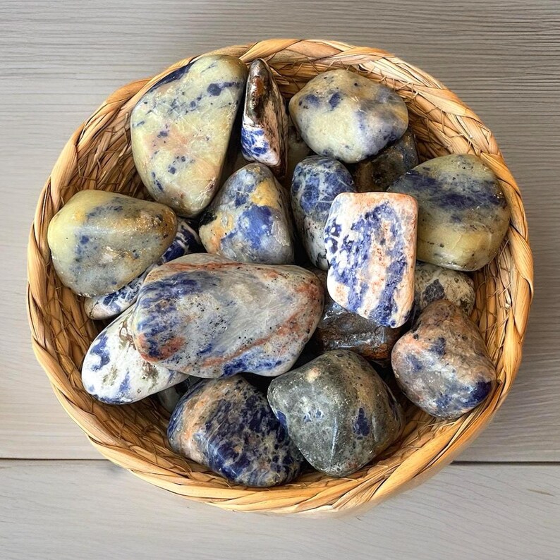 Sodalite River Tumble UV Reactive, Blue Sodalite Crystal Rock, Natural ...