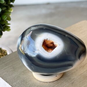 Orca Agate Egg Shield From Negativity Crystal to Balance Your Life ...