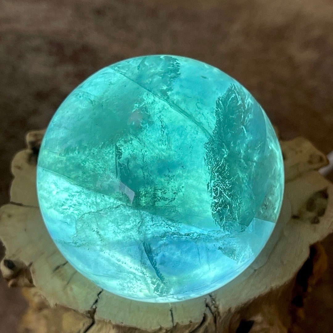 Deep Blue Fluorite Sphere With Dendritic Inclusions No. 20 - Etsy