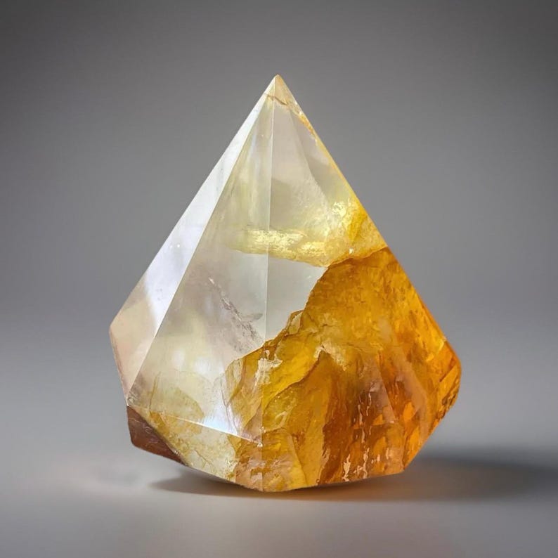 Golden Healer Quartz HQ Faceted Diamond With Dendrites - No.78 - Etsy