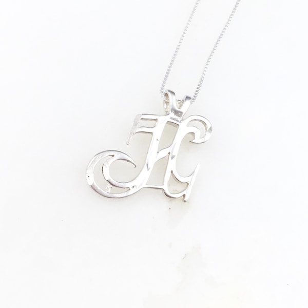 Letter H Necklace - Etsy UK