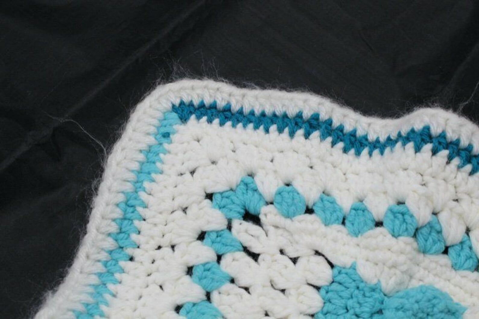 Vintage Crocheted Sun Bonnet Crib Throw Lap Blanket Holly Hobby ...