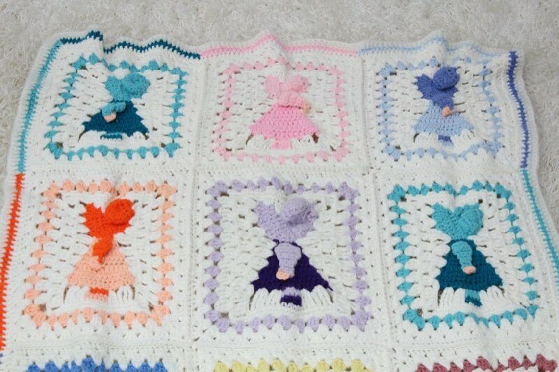 Vintage Crocheted Sun Bonnet Crib Throw Lap Blanket Holly Hobby ...