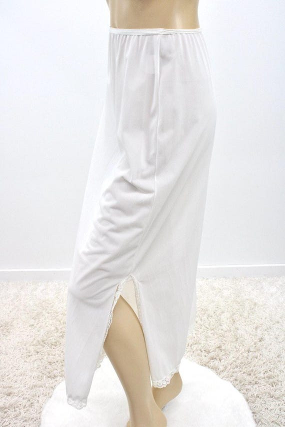 Vintage Snowdon Long White Formal Half Slip Nylon M S… - Gem