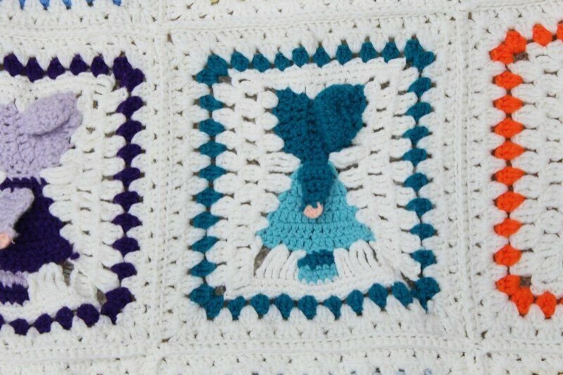 Vintage Crocheted Sun Bonnet Crib Throw Lap Blanket Holly Hobby ...