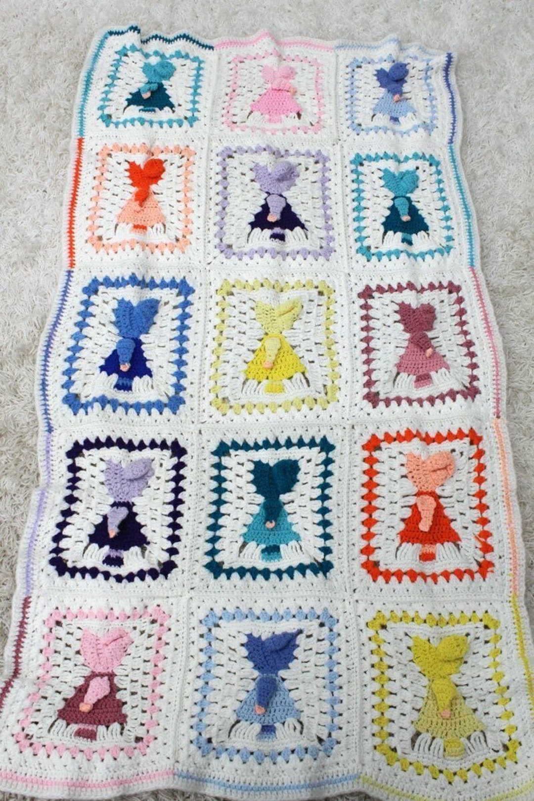 Vintage Crocheted Sun Bonnet Crib Throw Lap Blanket Holly Hobby ...
