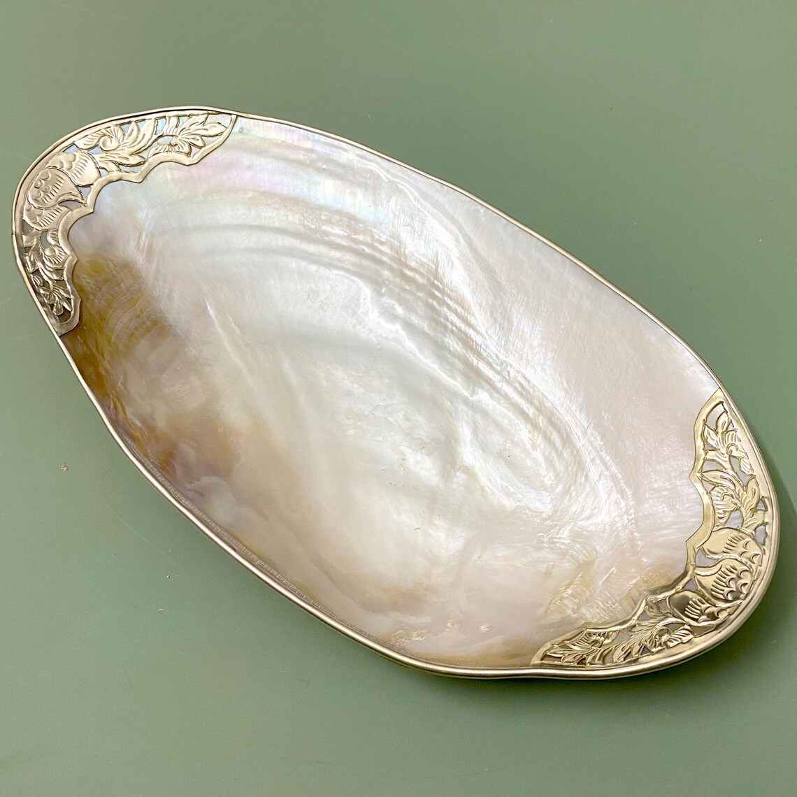 Decorative Giant Mother of Pearl Seashell Dish Peach Symbol of ...