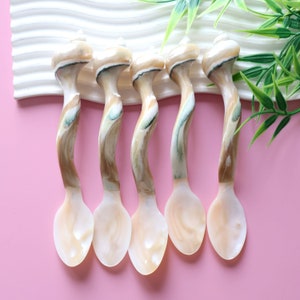 Mother of Pearl Caviar Spoon, Shell Utensil Oyster Caviar Spoon ...