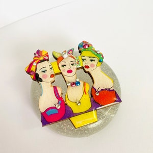 Pin up Retro Brooch Rockabilly Pin Fashion 1950's Jewellery 1940's ...