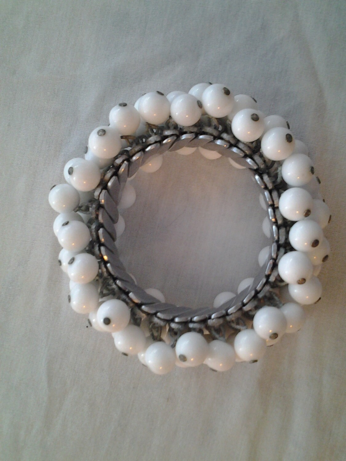 Vintage Milk Glass Cha Cha Bracelet - Etsy